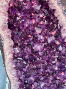 The 7 Best Places To Put Amethyst In Your Home – Calming Cosmos